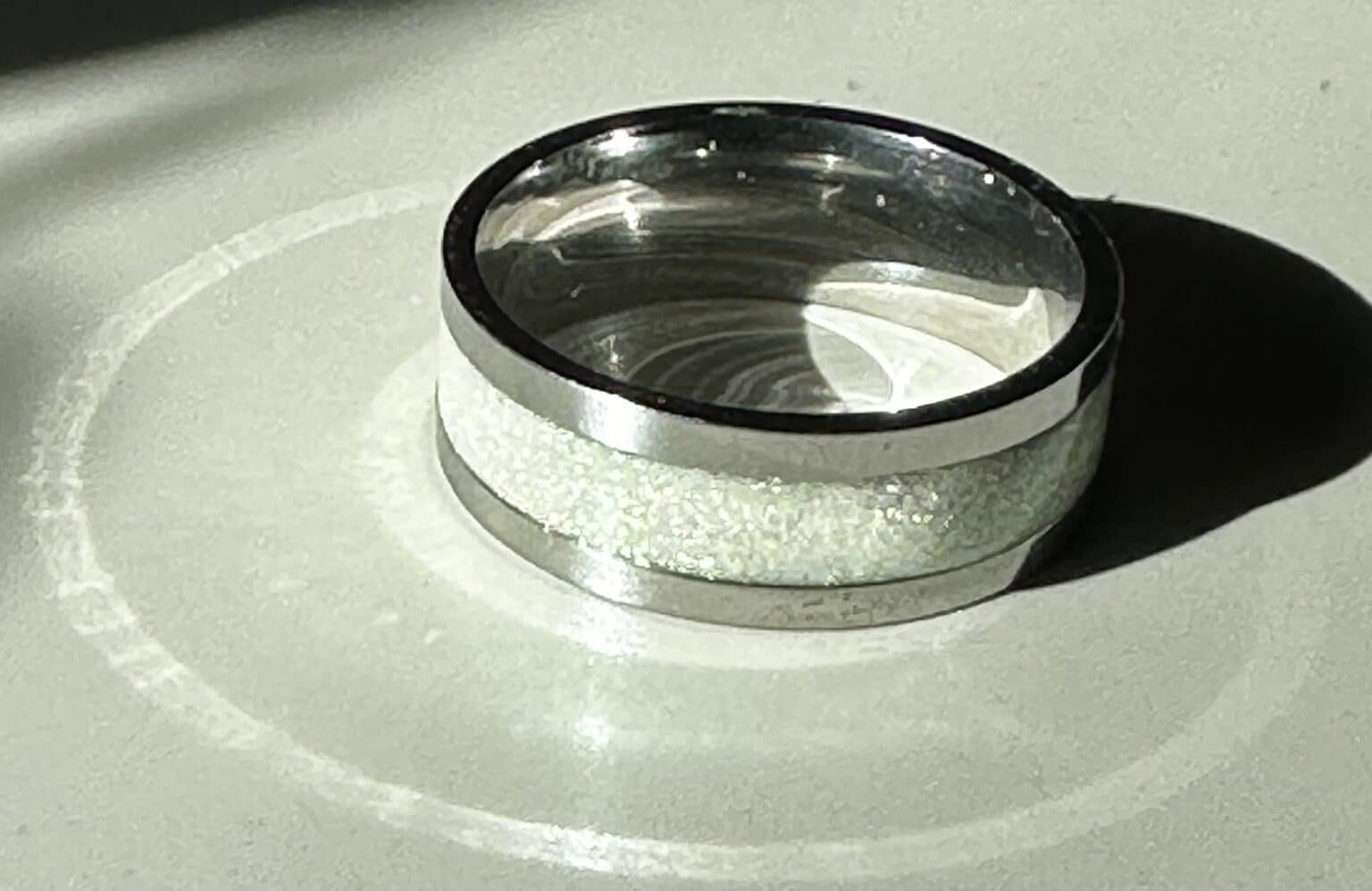 Sparkling Epoxy Rings - My Community Made