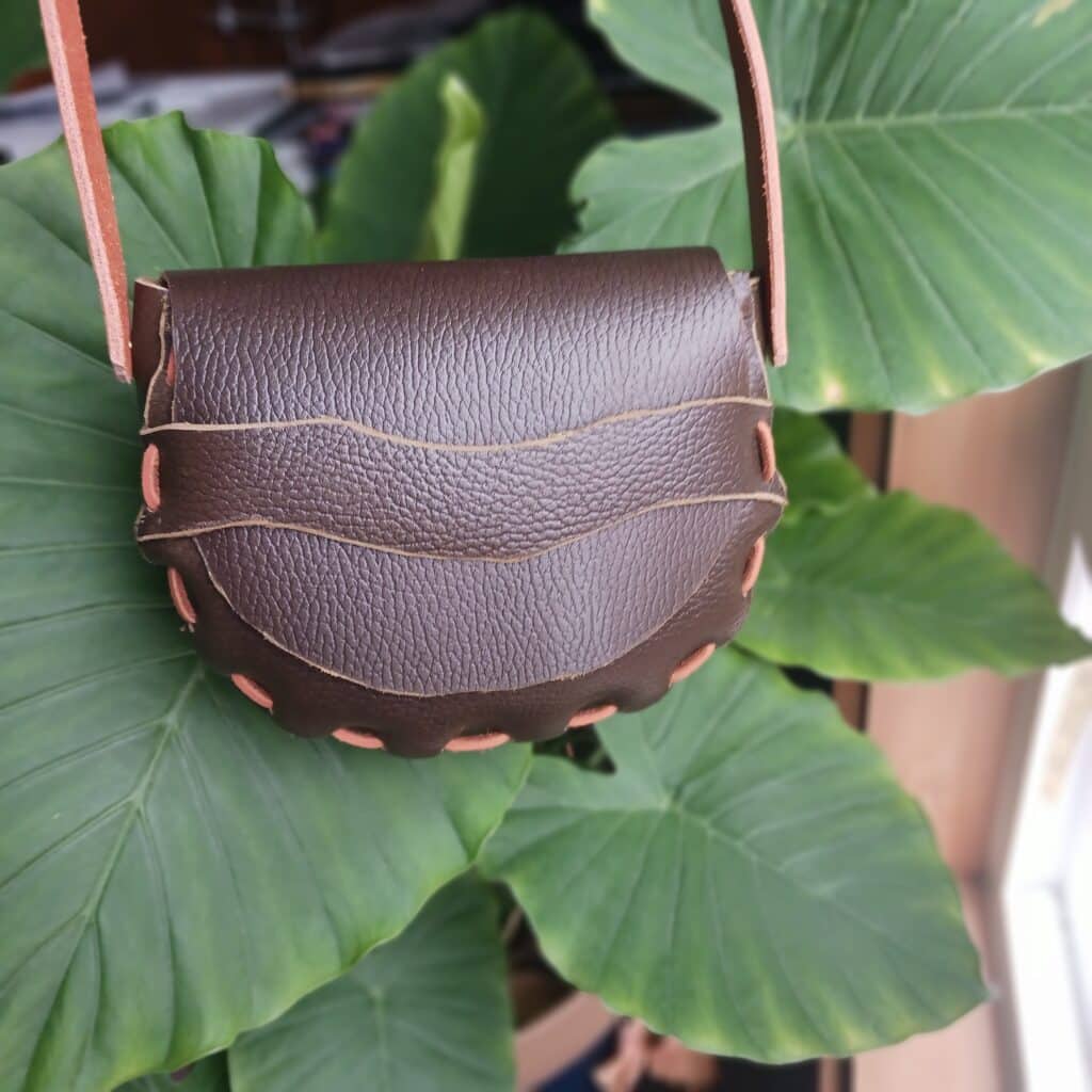 Small Leather Purse, Curved - My Community Made
