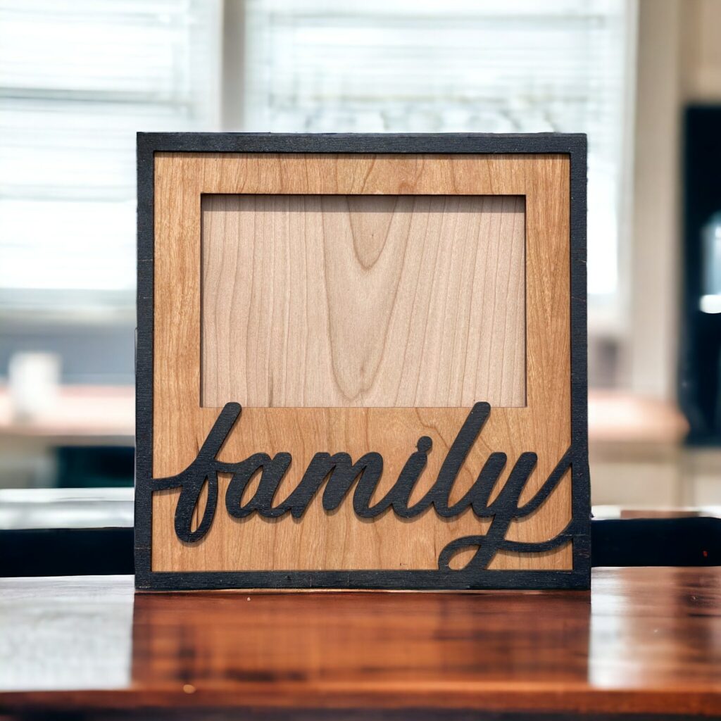 Beautiful Family Picture Frame For 4' X 6" Picture